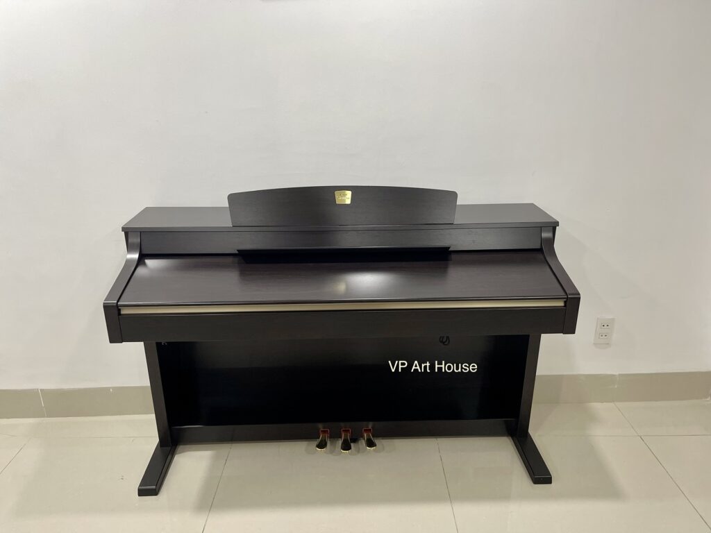 Đàn Piano điện Yamaha CLP 330 chính hãng