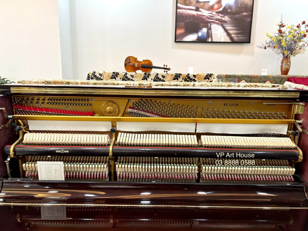 Đàn piano APOLLO MU 582M dòng piano cơ nội địa Nhật Bản